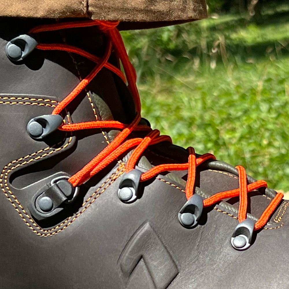 Advantages of a 2-Zone Lacing System for Work Boots